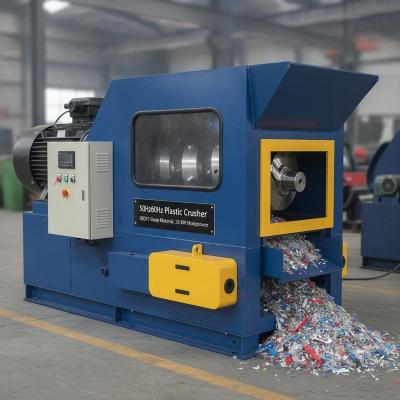 China 50Hz60Hz Plastic Crusher Machine Featuring SKD11 Blade Material and 55 KW Motorpower Engineered for Plastic Waste Shredding for sale