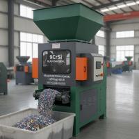 China 9CrSi Blade Material Plastic Crusher Machine Featuring Fragmentation Power 1000 to 1400kg per hour and Customized Colour for sale