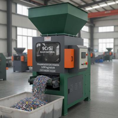 China 9CrSi Blade Material Plastic Crusher Machine Featuring Fragmentation Power 1000 to 1400kg per hour and Customized Colour for sale