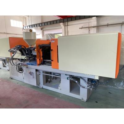 China Ejector Point 5 PET Preform Injection Molding Machine Featuring Hot Runner Injection System and 950L Oil Tank Capacity for Material for sale