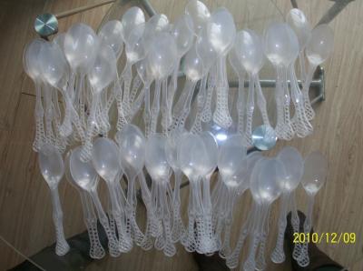 China H13 Material Custom Plastic Molding / Injection Mold Tooling For Pp Spoon for sale