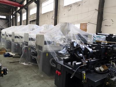 China Single Cavity Small Plastic Injection Machine / Plastic Molding Machine For Pp Spoon for sale