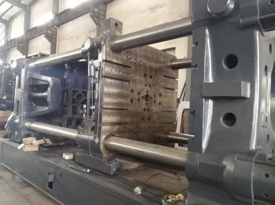 China ISO9001 Standard Plastic Injection Molding Machine Connected With Robot for sale