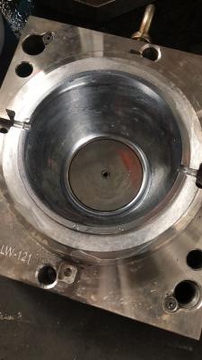 China Automatic Plastic Injection Mould For Basket With Handle Mould Making for sale
