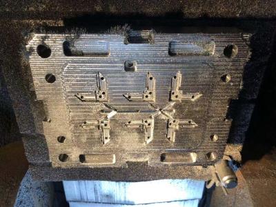 China Steel Plastic Injection Molding Small Plastic Parts With Aluminum Parts Mould for sale