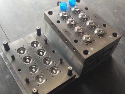 China PET Water Drink Bottle Cap Auto Injection Molding Machine 8 Cavities 250 Ton for sale