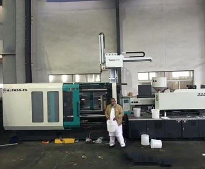 China 650 Ton Plastic Bucket Making Machine , Injection Molding Machinery for sale