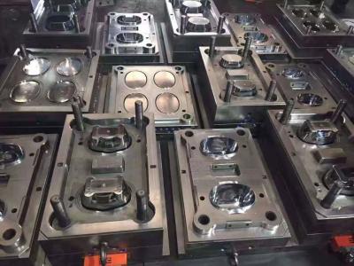 China High Precision Auto Injection Molding Machine Plastic Food Box Mould Customized for sale