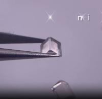 China Colorless mono CVD Lab Grown Diamonds Single Crystal Optical Prism 2x2x1mm for sale