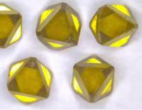 China Octahedron Rough Diamonds Hpht Yellow Industrial MCD Diamond Sharp Point for sale