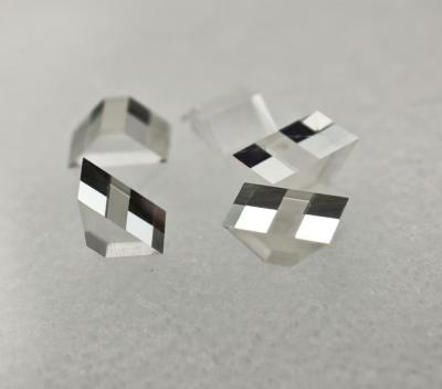 China Cube Or Triangle Optical CVD Diamond Prism Mono / Single Crystalline CVD Diamond for sale