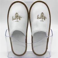 China Indoor All Seasons White Disposable Slippers Hotel Bathroom Slippers for sale