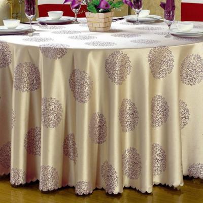 China Double Layered Hotel Table Cloth For Sophisticated Home Decor And Fine Dining for sale