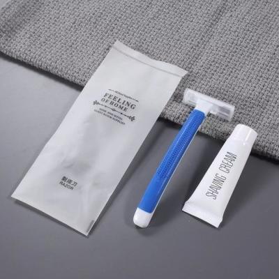 China 5 Star Hotel Amenities Sets Customized Logo Pet Friendly With Shampoo for sale