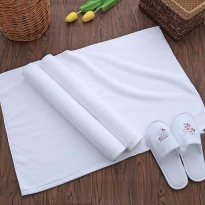 China Hotel Grade White Cotton Absorbent Bath Mat - Machine Washable Quick Dry Bathroom Shower Floor Mat for Home & Commercial Use for sale