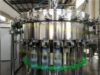 China Automatic Carbonated Drink Filling Machine 250ml-2L PET Bottle 7000 BPH 3-in-1 for sale