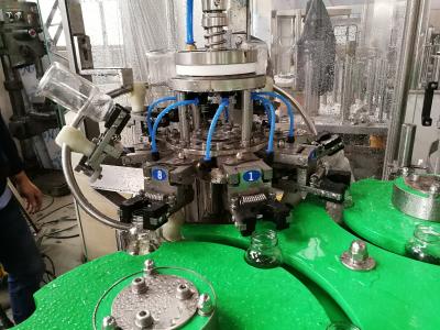 China Glass Bottle Filling Machine 8 Rising Heads 3000 BPH for Milk Juice Beverage for sale