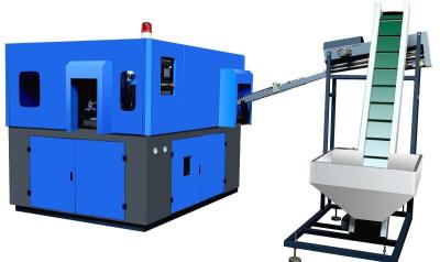 China 0.5-2L PET Bottle Blow Molding Machine 4 Cavity 4000 BPH Fully Automatic for sale