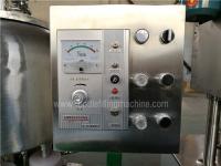 China Stainless Steel Tin Can Filling Machine 2000 Cans Per Hour Juice Making Machine for sale