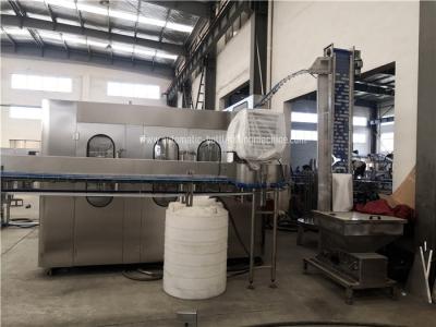 China 10000BPH Pet Bottle Water Filling Machine 24 Heads SUS304 3-in-1 for sale