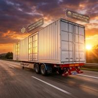 China Heavy-Duty 3-Axle Box Semi-Trailer for Efficient Logistics for sale