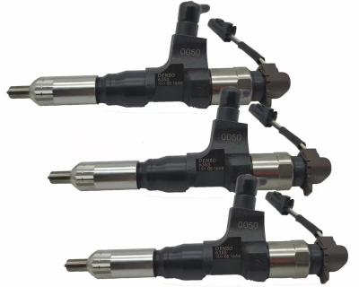 China Kobelco Fuel Injector Assembly 095000-6353 For Excavator SK200-8 210-8 230-8 250-8 for sale