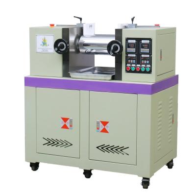China Custom Length Lab Open Mixer Mill Machine For Engineering Plastics for sale