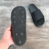 China Summer Slippers male outdoor casual shoes fashion trend 2022 home anti-slip slides new man sandal wholesale for sale