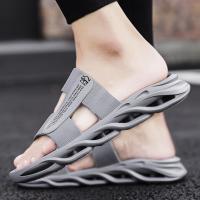 China Soft Men Slippers Printing Slide Flat Non Slip  Lightweight Men Slippers for sale