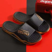 China Indoor Soft Sole Men Flat Slide Non Slip Home Summer Sandals for sale
