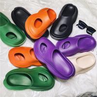 China High quality summer sandals unisex couple indoor and outdoor Men solid color slides slippers designer sandals women famous brand for sale