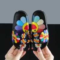 China Sunflowers Cute Fashionable Kids Home Sandals Soft Bottom Non Slip Children Slide Slippers for sale