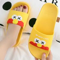 China Factory price women summer sandals and slippers new cute couple home bathroom wear bath non-slip cheap indoor shoes for sale