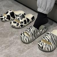 China New design Summer Cute Pattern Light Weight Anti-slip For Indoor couple flat men Slippers eva sandals women for sale