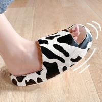 China 2022 new couple non-slip cute Printed pattern fashion casual shoes women summer home thick bottom sandals and slippers for sale