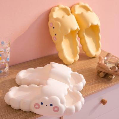 China Hot selling Cute Clouds Light Weight Soft Sole Anti-slip summer Indoor slippers in stock eva sandals women for sale