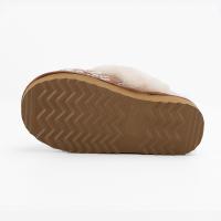 China 2021 New Trend Fashion children home bedroom slippers Winter  Wool house shoes For Kids luxury fur slippers for sale