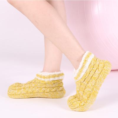China Hot Sale High Quantity Popular women Winter slipper Socks customized girls fashion socks non-skid short sherpa designer socks for sale