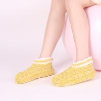 China Hot Sale High Quantity Popular women Winter slipper Socks customized girls fashion socks non-skid short sherpa designer socks for sale