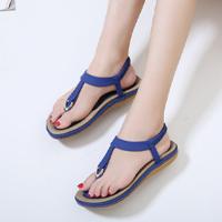 China Summer 2022 new sandals women non-slip slippers metal buckle large size flat outdoor shoes wholesale flip flops for sale