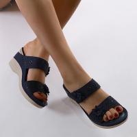 China New 2022 sandals flower large size rhinestone shoes women retro style wedge heel comfortable soft slippers for sale