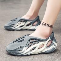 China Coconut hole slippers fashion camouflage men casual sports shoes non-slip large size summer sandals women for sale