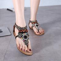 China Summer new fashion ethnic style flat sandals hot selling Bohemian comfortable light slippers hollow women shoes for sale