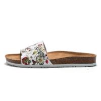 China 2022 new wholesale Custom summer light Women Thick leather Slippers Outdoors Beach shoes flat sandals for sale