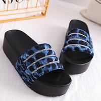 China Hot Wholesale Shoes Latest Summer Women Sandals leopard grain flat cloud slides Comfortable ladies slippers for sale