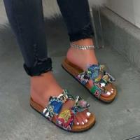 China Manufacturers Fashion custom non-slip Slippers Lady Cozy casual outdoor Designers shoes Women Flat Sandals for sale