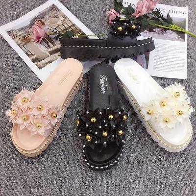 China Fashion Ladies flowers Sequins women sandals beaded girls thick bottom slides slippers in new trend wholesale for sale
