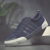 China Canvas  Men Casual Footwear Walking Style Comfortable Anti Slip for sale