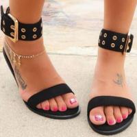 China New design 2022 summer flat Sandals fashion Large Size Female Clear casual Shoes women soft sole non-slip slippers for sale