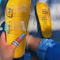 China 2022 new transparent women slides slippers wholesale fashion beach casual shoes for ladies soft sole flat sandals for sale
